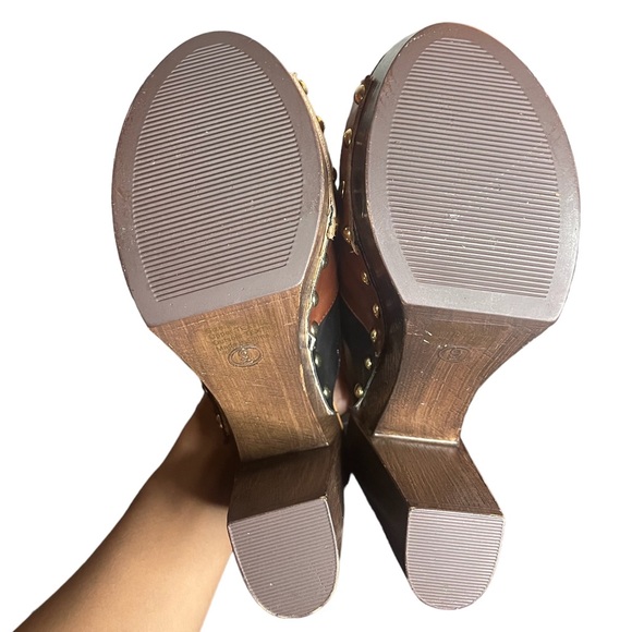 Olivia Miller | Shoes | Olivia Miller Tri Color Clog Heels Size 9 ...